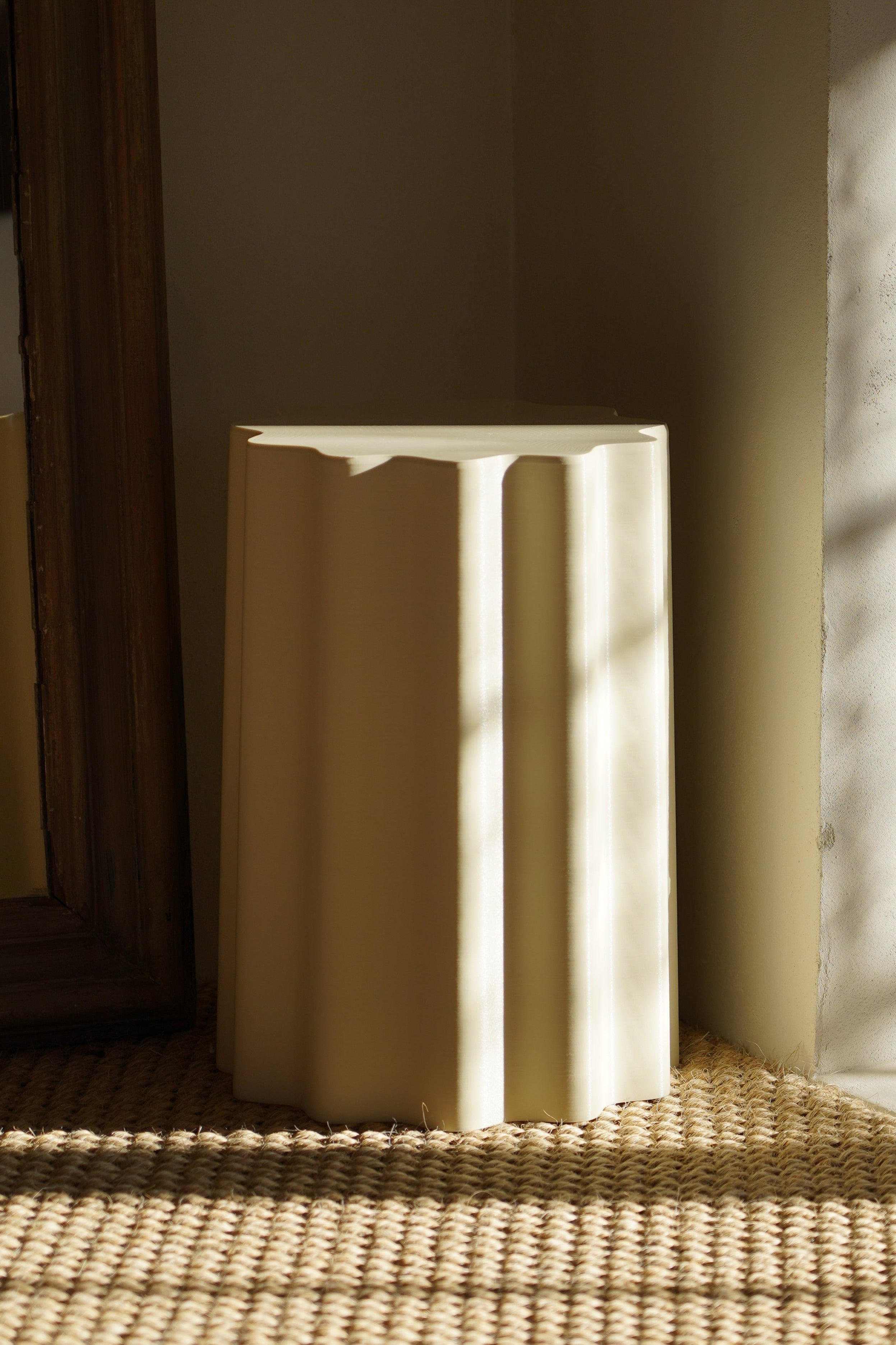 Basic Side Table – Special Studio Official